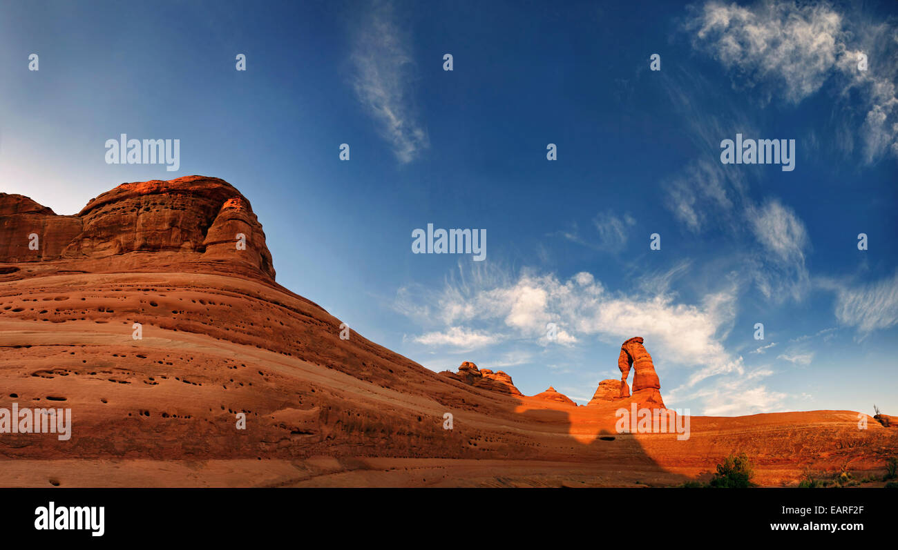 Delicate Arch natural stone arch, Arches-Nationalpark, near Moab, Utah ...