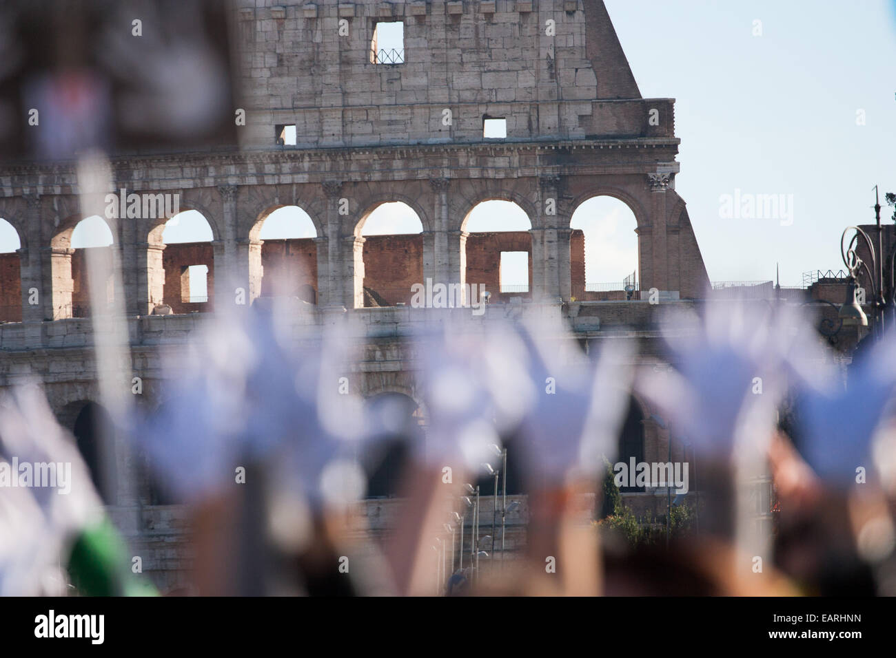 Rome, Italy. 20th Nov, 2014. About five thousand people demonstrated ...