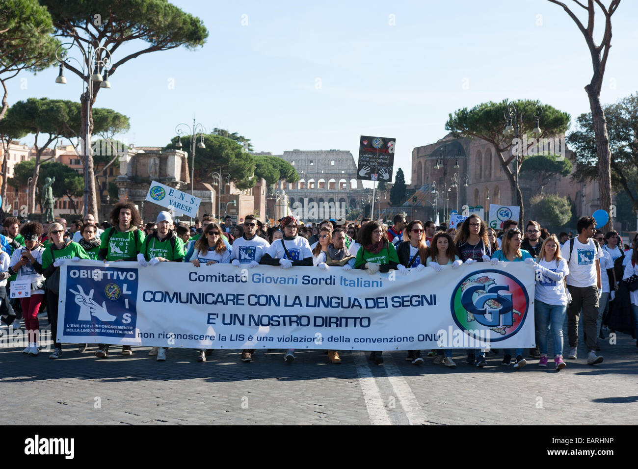 Rome, Italy. 20th Nov, 2014. About five thousand people demonstrated ...