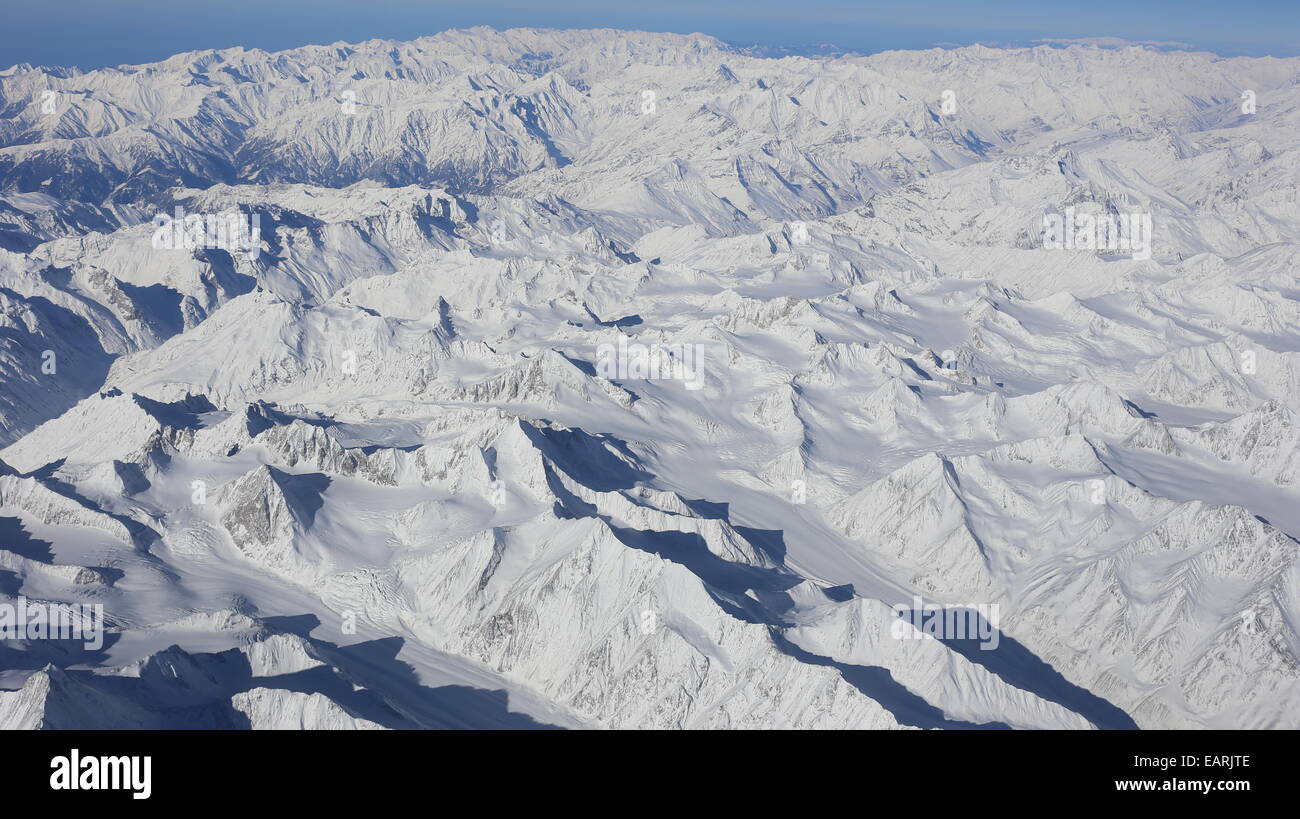 Himalayan mountains in Northwest India Stock Photo - Alamy