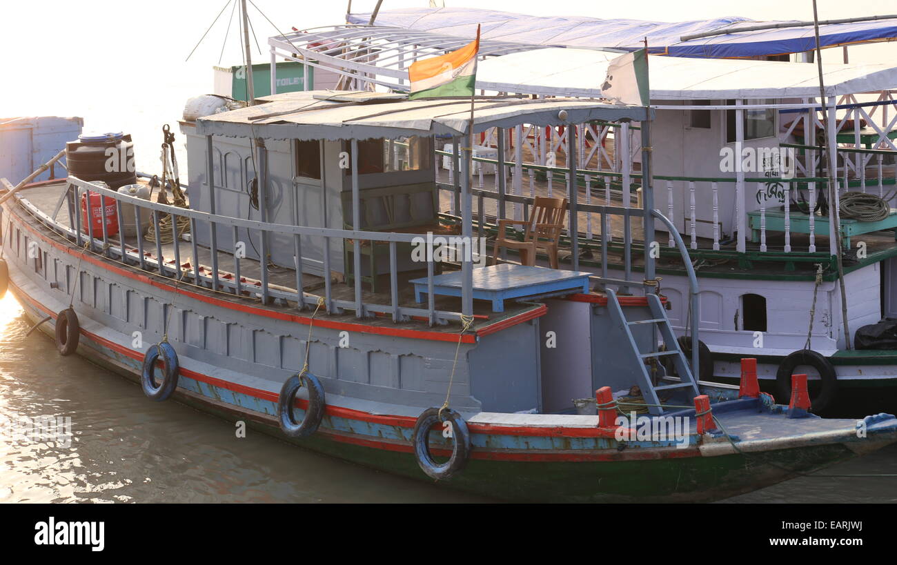 Boat sail india hi-res stock photography and images - Alamy