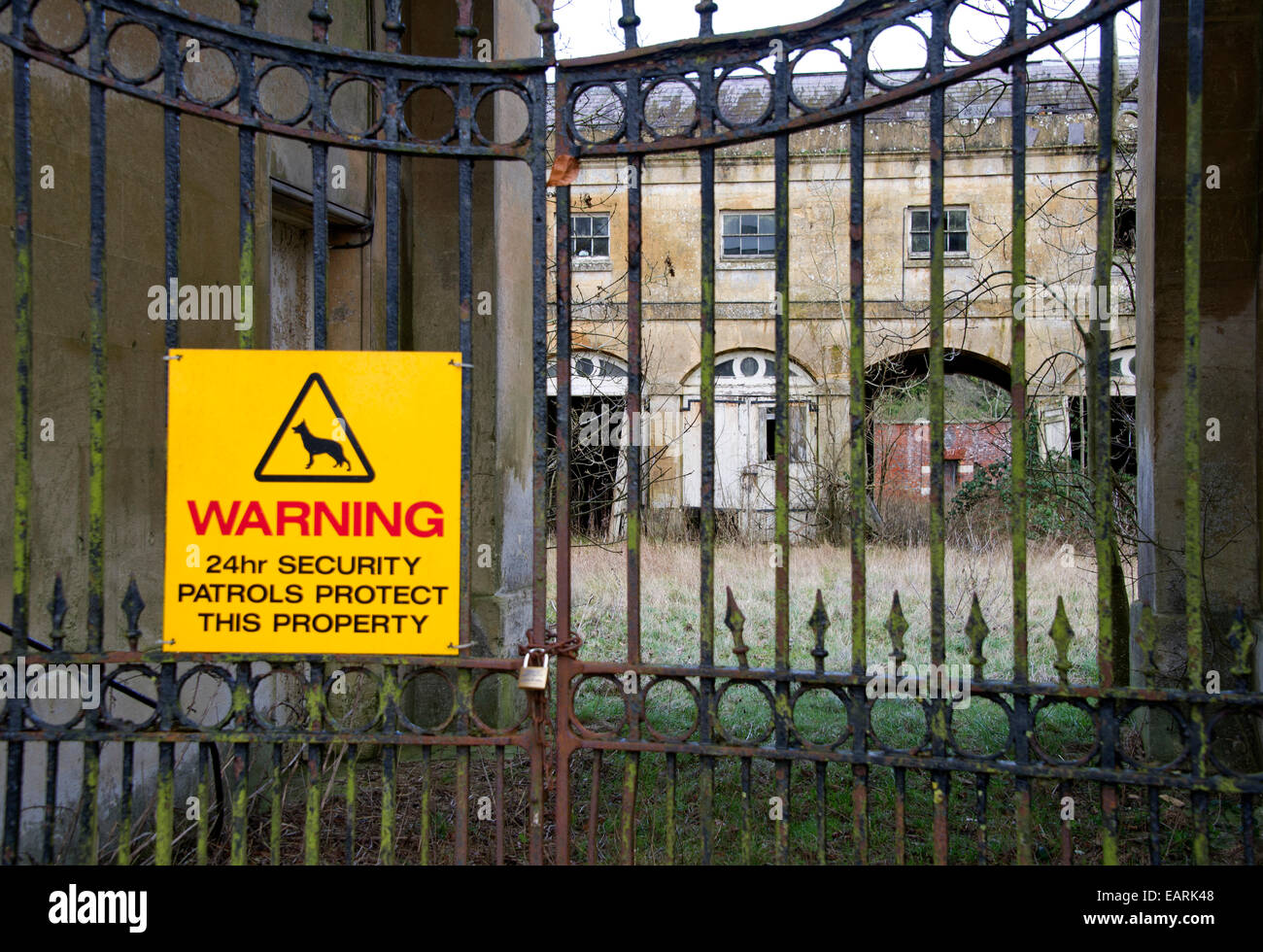 Tottenham estate hi-res stock photography and images - Alamy