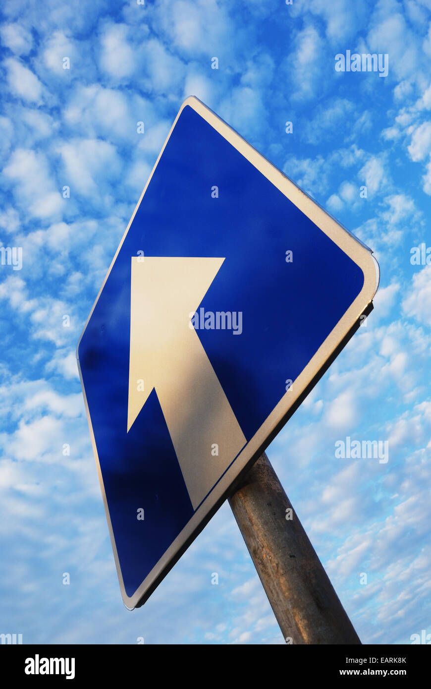 one way sign under beautiful blue sky Stock Photo - Alamy