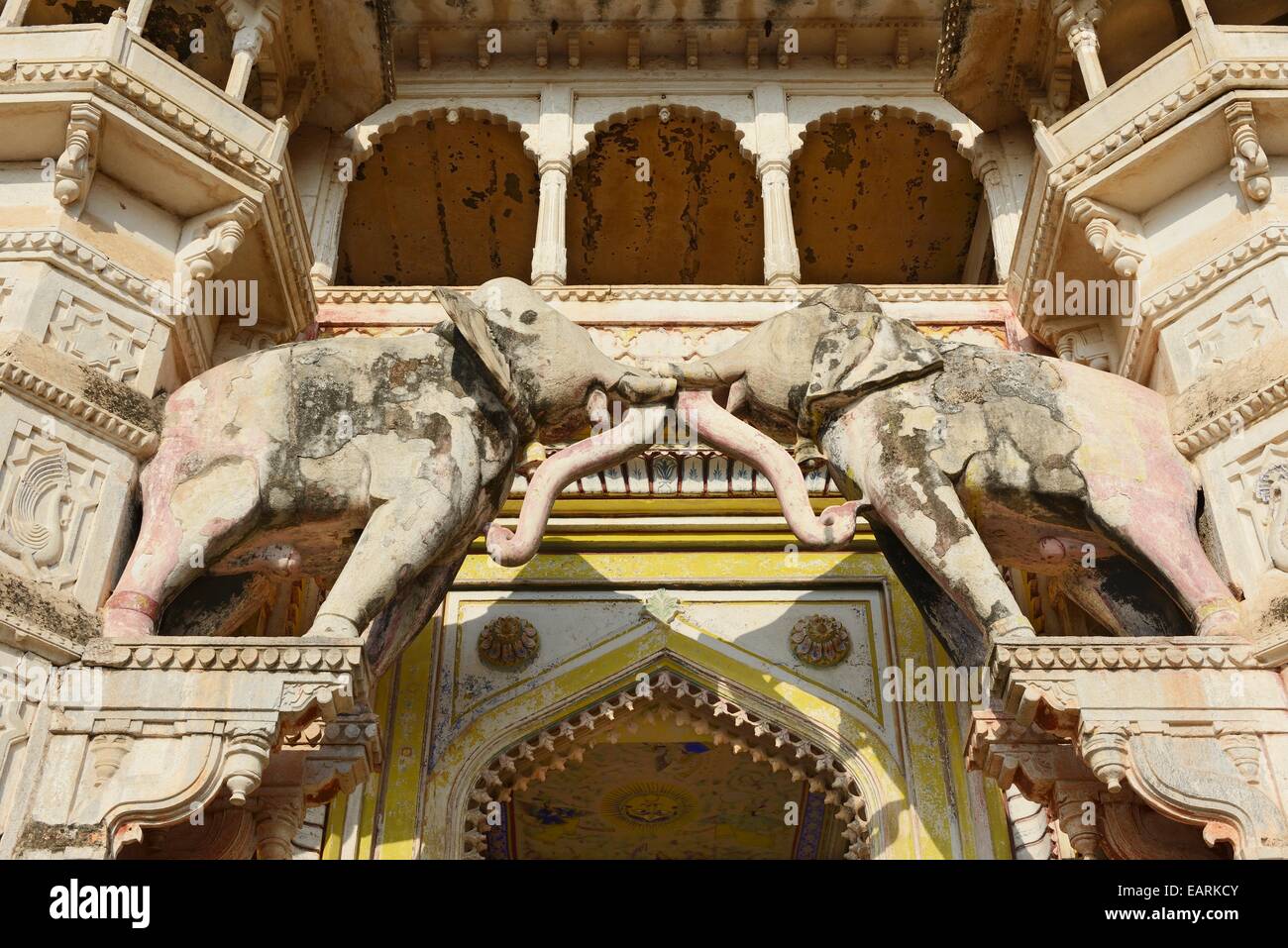 India, Rajasthan, Mewar Region, town of Bundi, the Elephants door of ...
