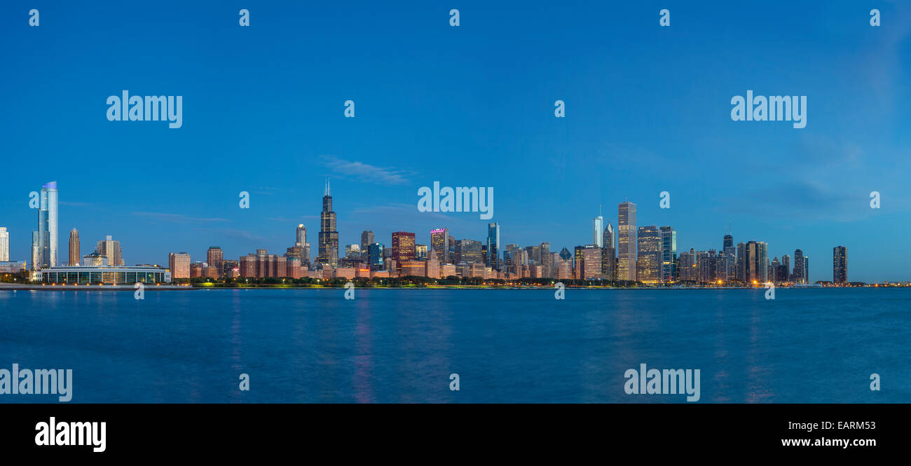 Chicago Skyline Cityscape Panoramic Panorama Stock Photo - Alamy