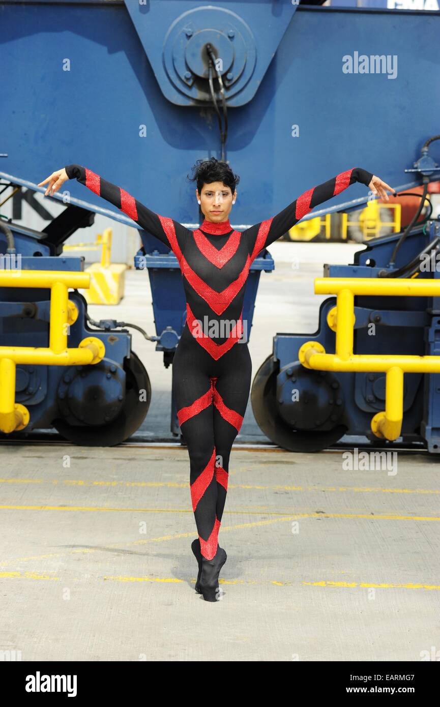 National Ballet of Panama dancer poses in the port of Panama Stock ...