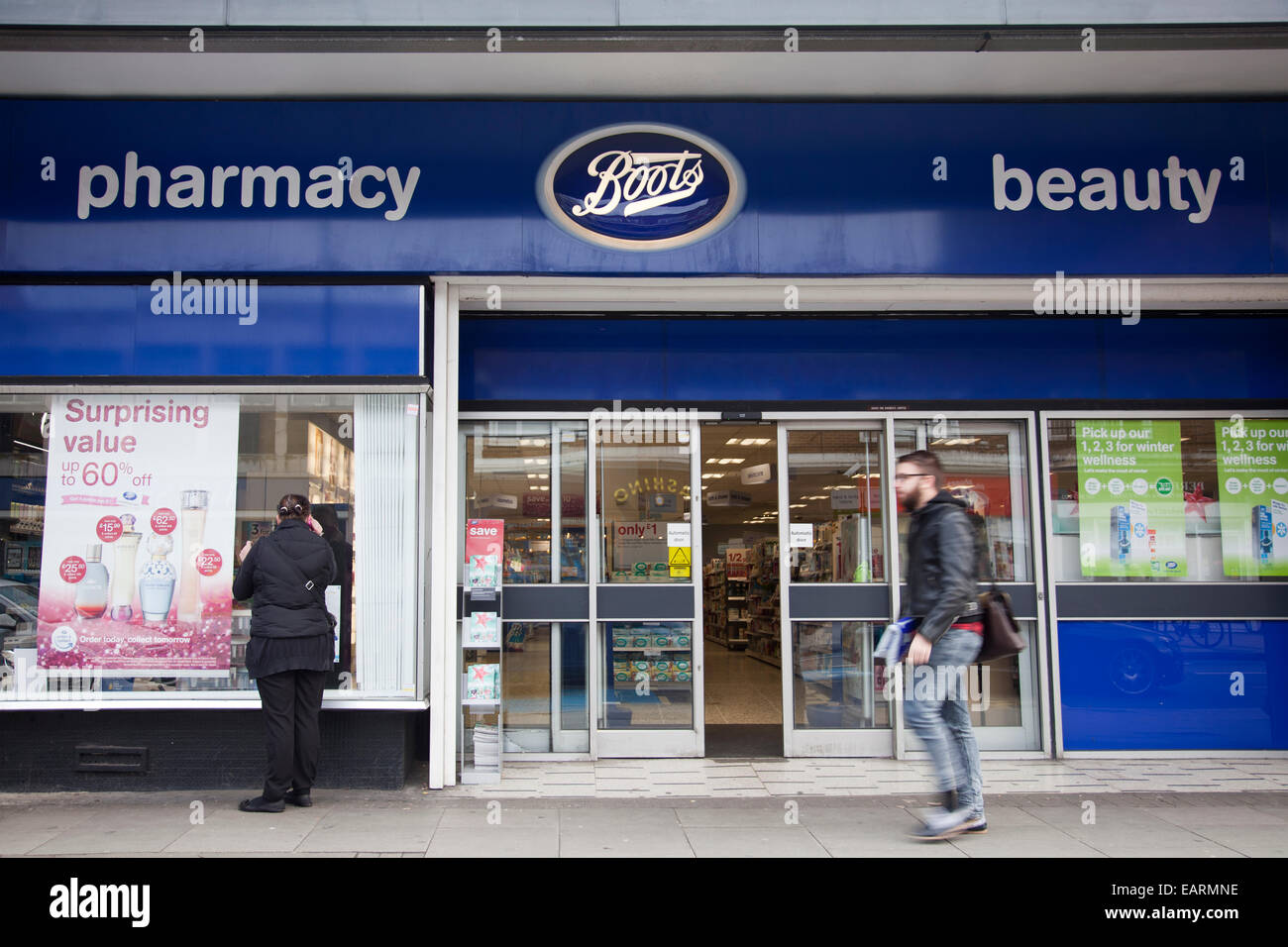 Balham High Road High Resolution Stock Photography and Images - Alamy