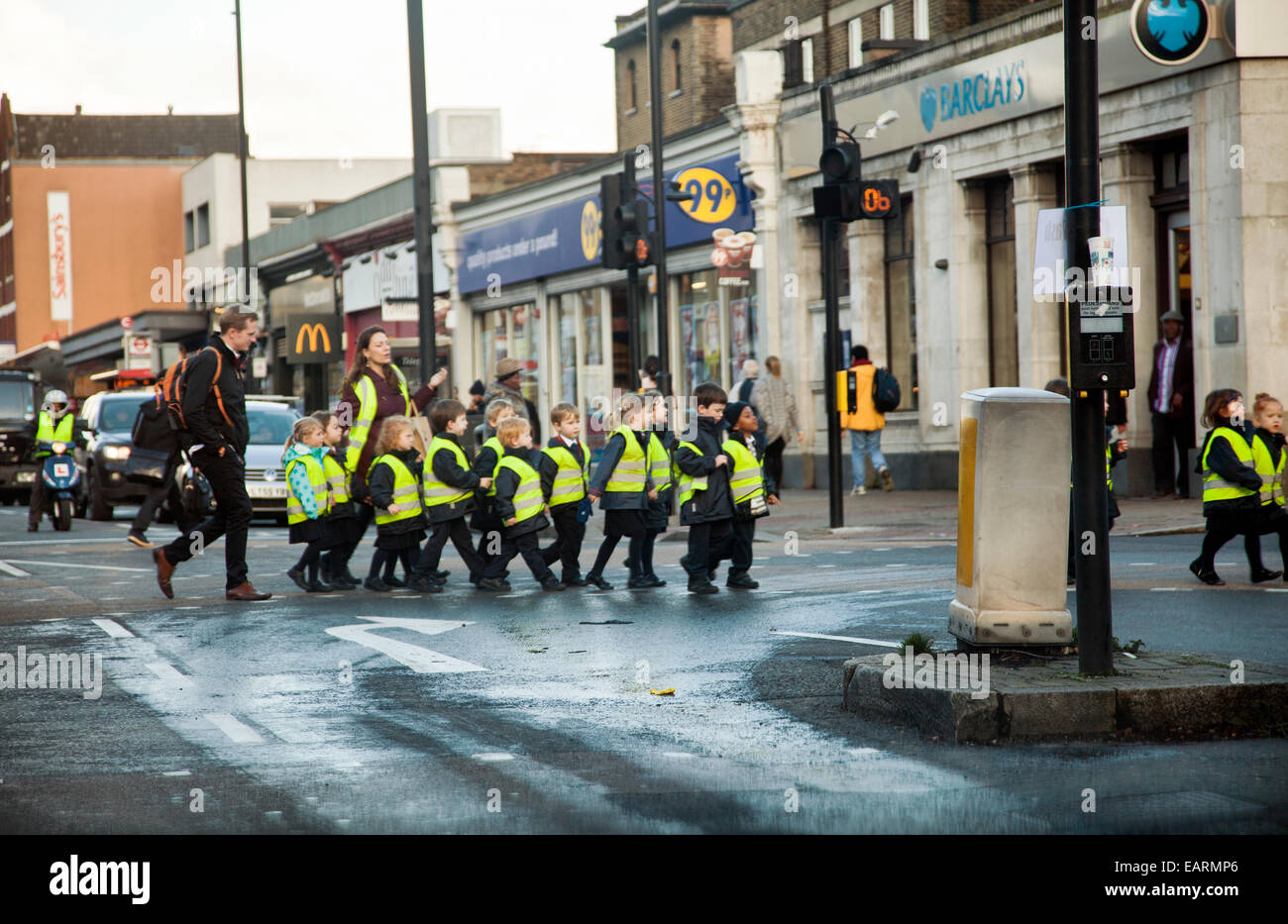 Group Children Crossing Road High Resolution Stock Photography and ...