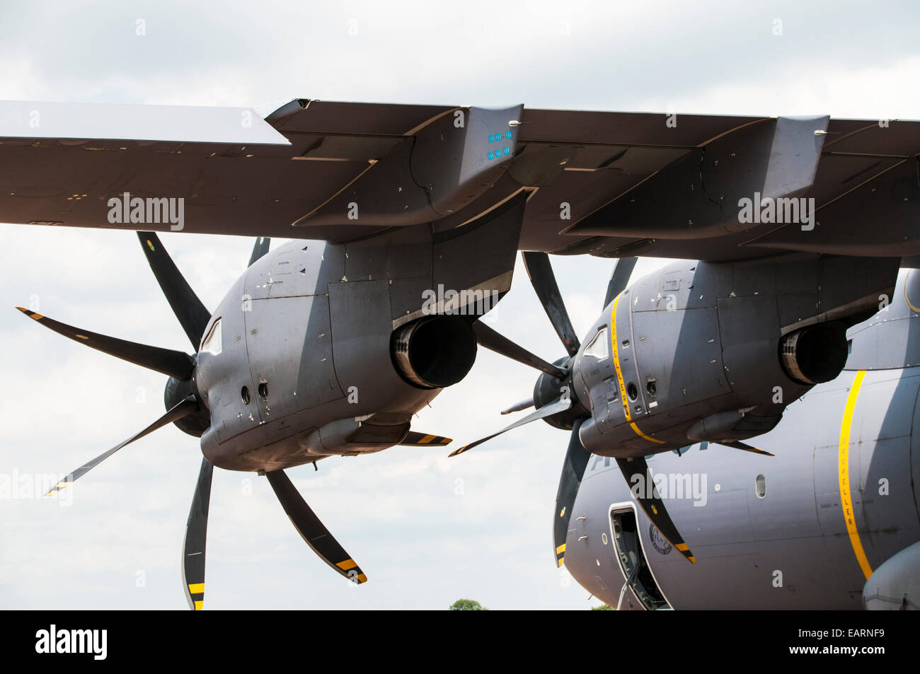 Turboprop engines hi-res stock photography and images - Alamy