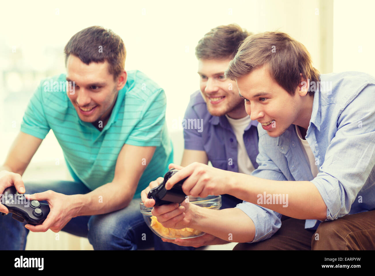 Three player video game hi-res stock photography and images - Alamy