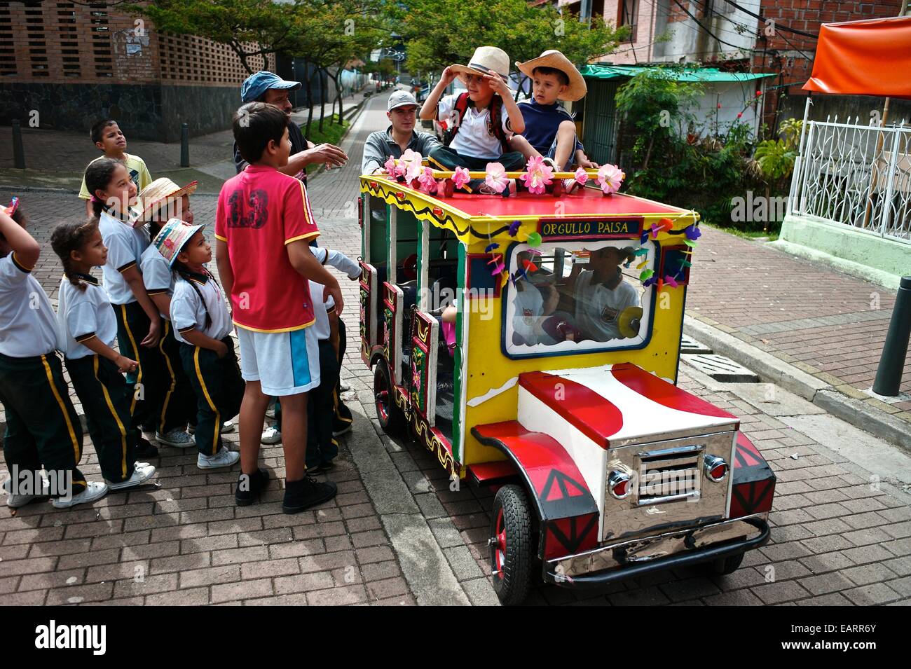 Play bus hi-res stock photography and images - Alamy