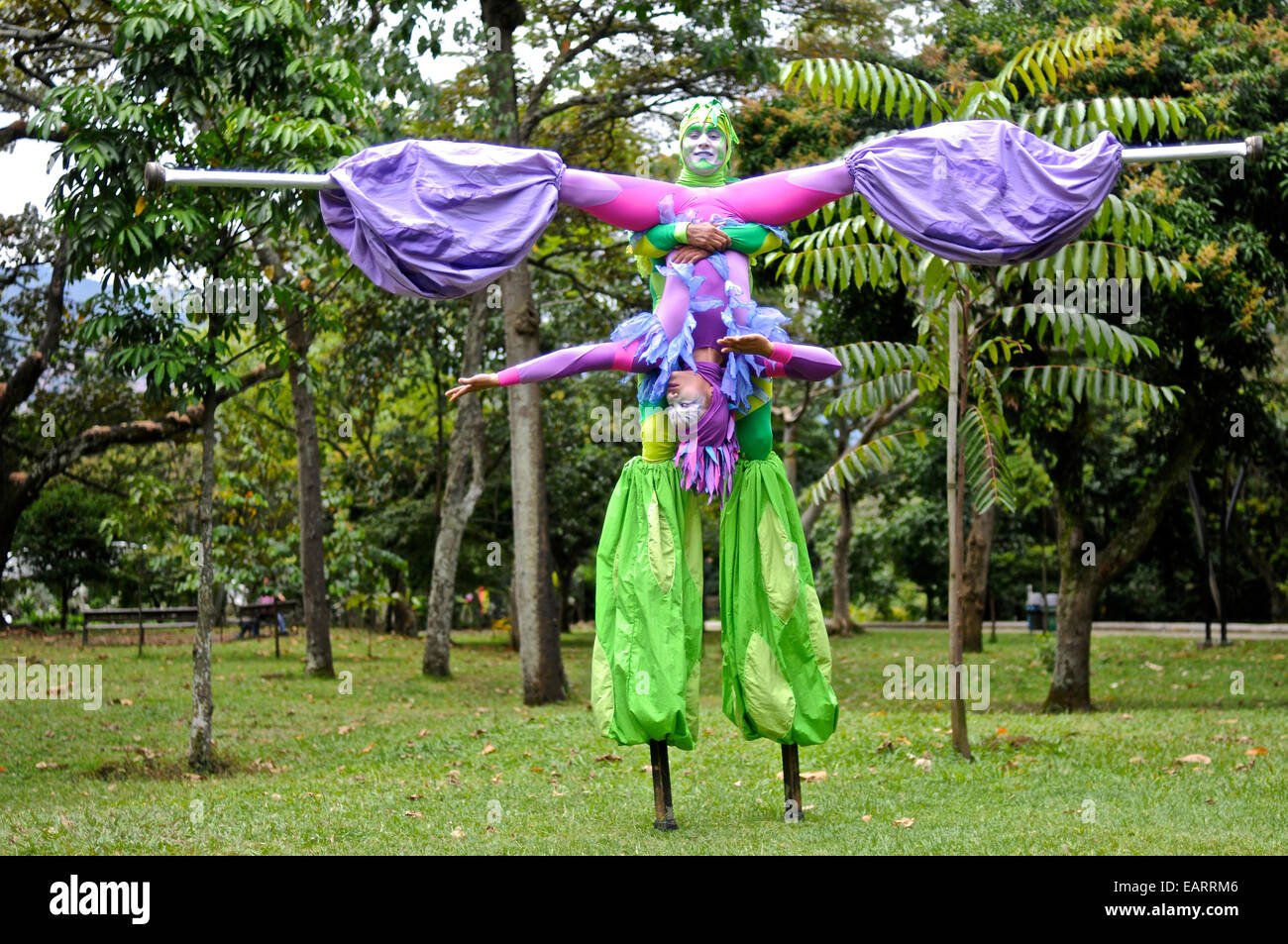 Two actors hi-res stock photography and images - Alamy