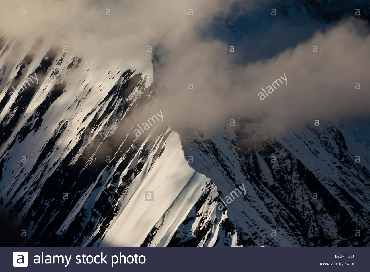 Mount McKinley's Pioneer Ridge covered in snow Stock Photo - Alamy