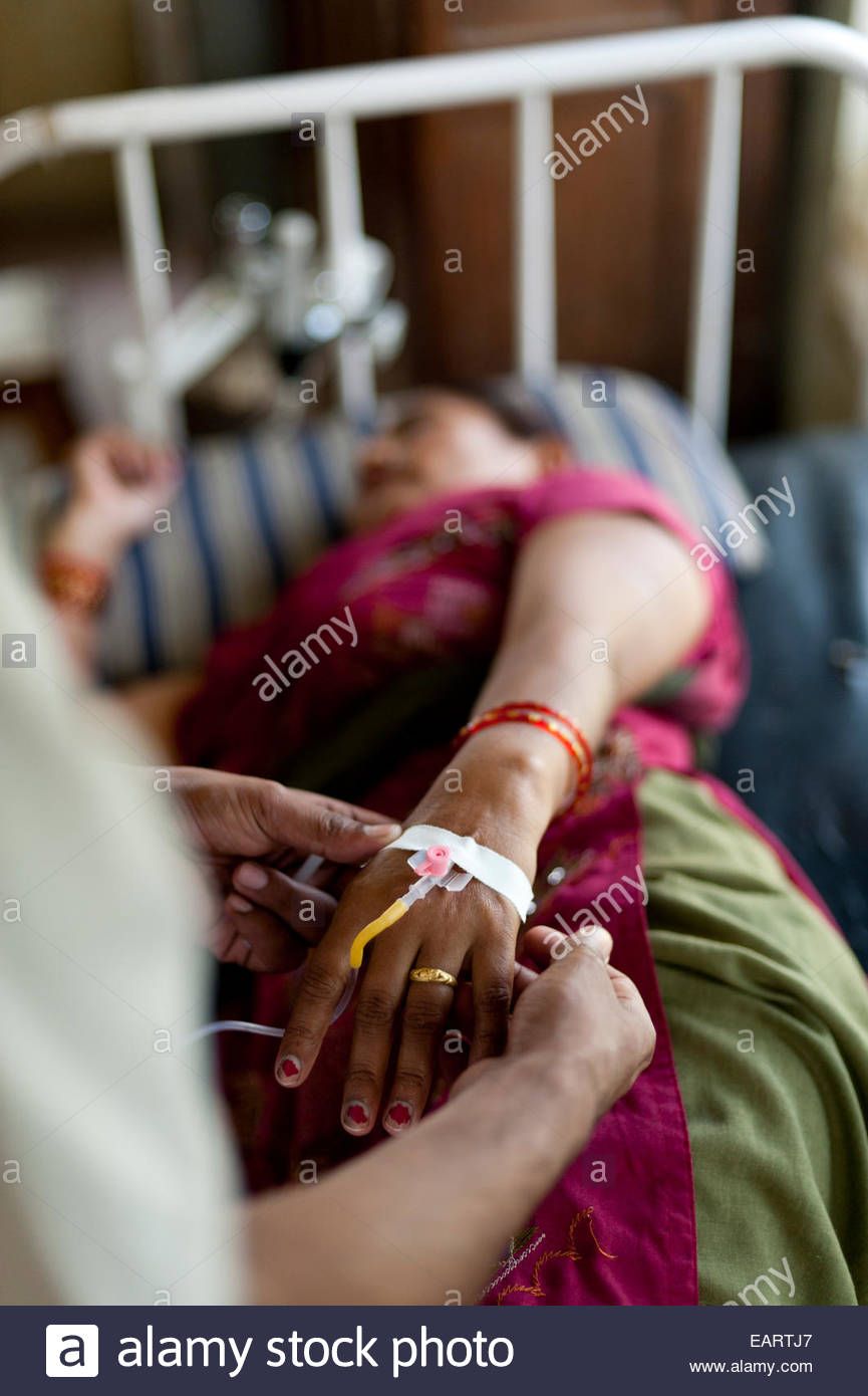 Iv Drip Woman Stock Photos & Iv Drip Woman Stock Images - Alamy Iv Drip Woman Stock Photos & Iv Drip Woman Stock Images - Alamy
