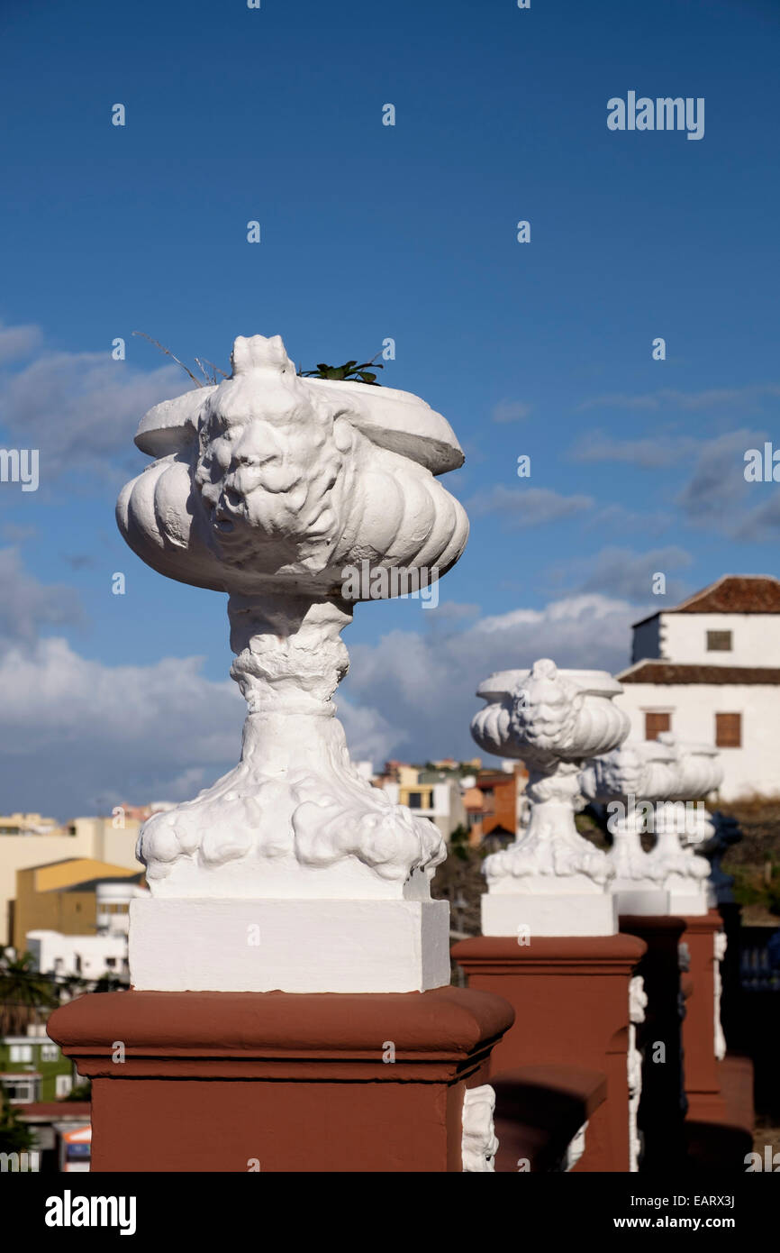 Concrete cast hi-res stock photography and images - Alamy