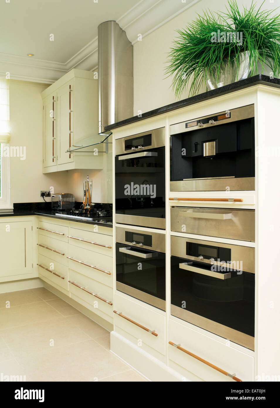 Integral appliance hi-res stock photography and images - Alamy