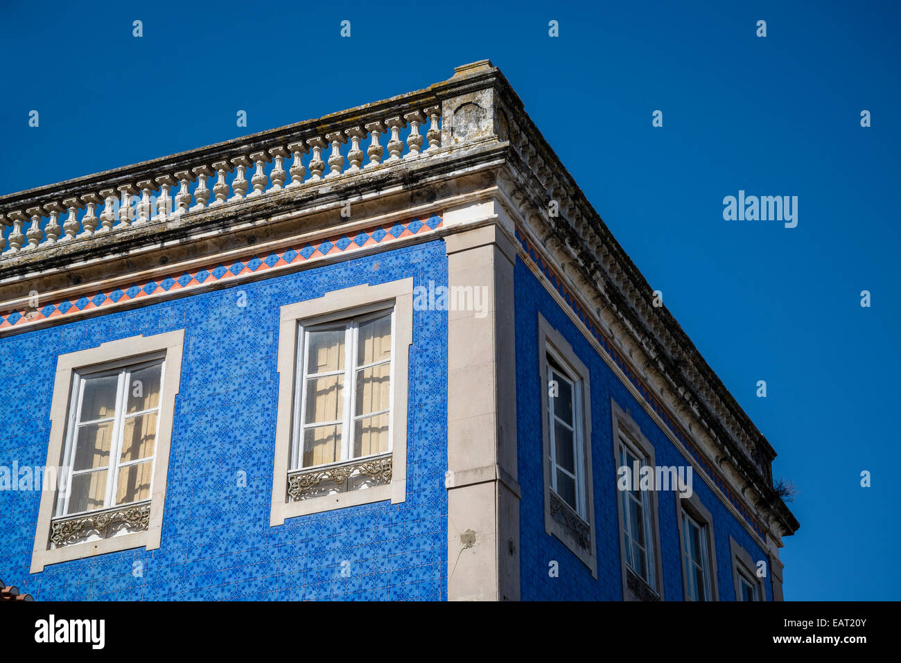 Portugal architecture blue hi-res stock photography and images - Alamy