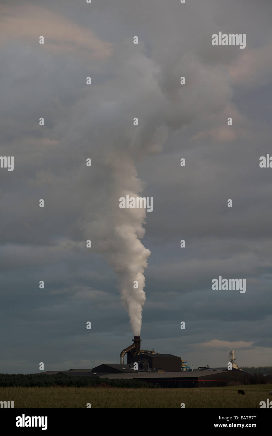 Norbord factory at Dalcross near Inverness Stock Photo - Alamy