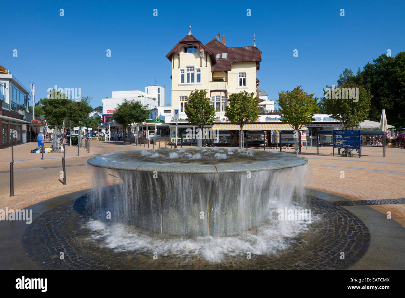 Fountain at the village square in Timmendorfer Strand / Timmendorf ...