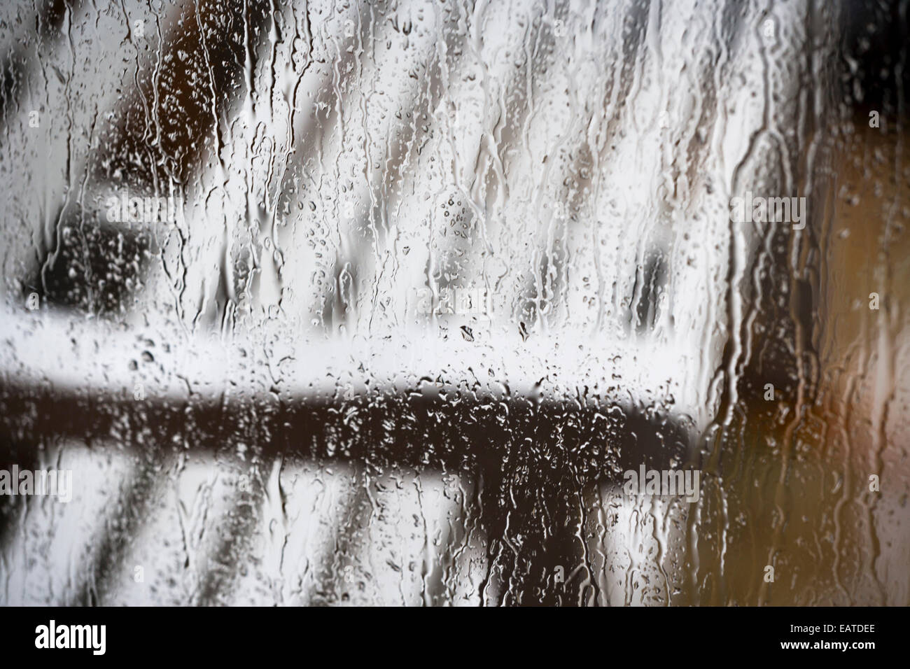 Rain on windows hi-res stock photography and images - Alamy