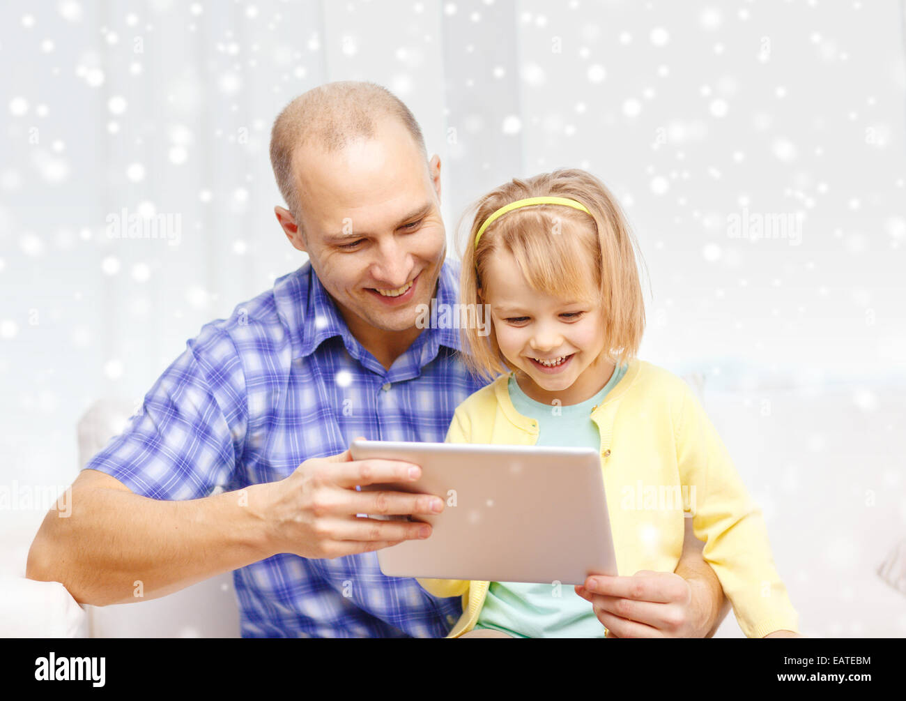 happy father and daughter with tablet pc computer Stock Photo - Alamy