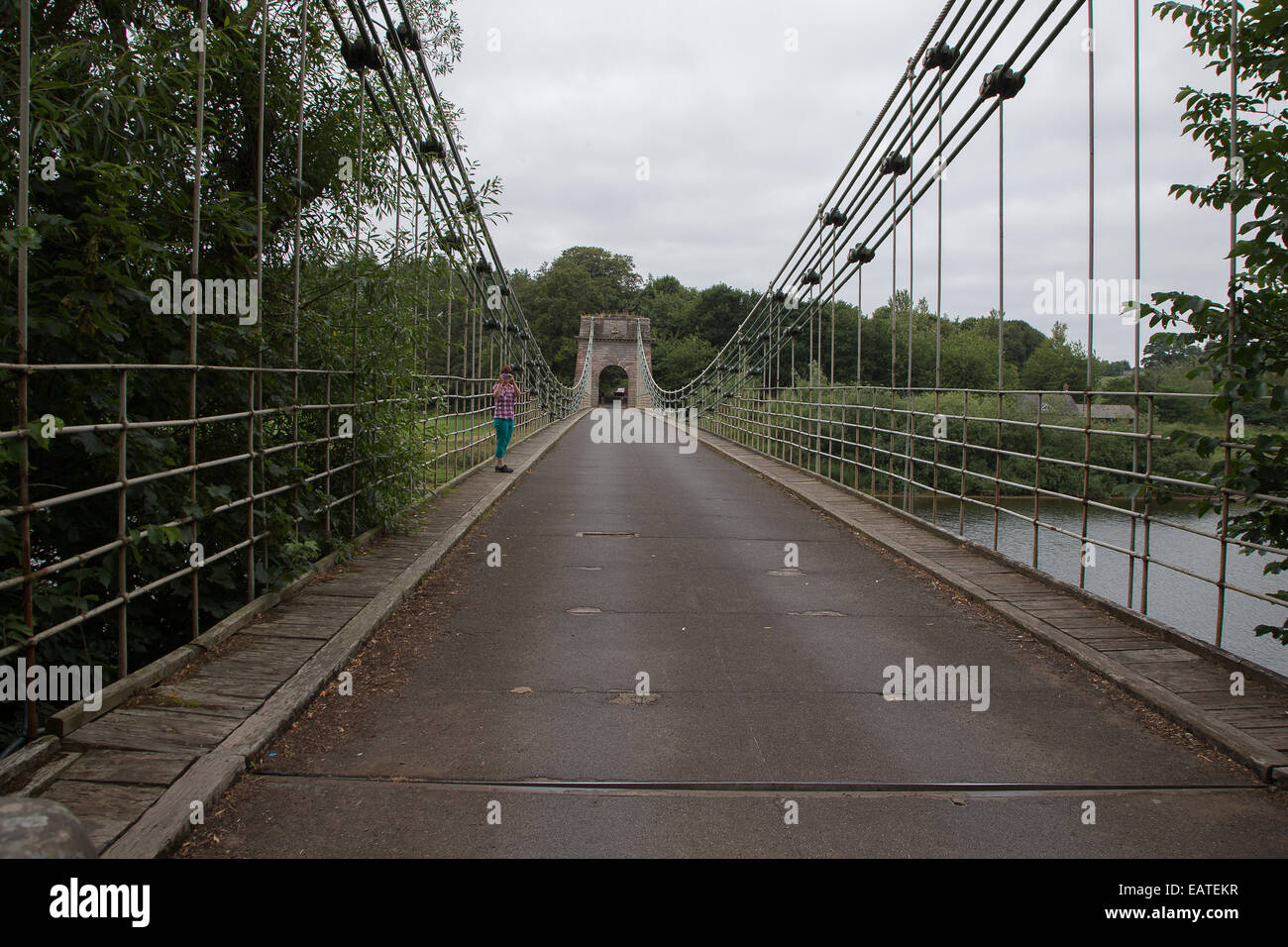 chain link bridge Stock Photo - Alamy