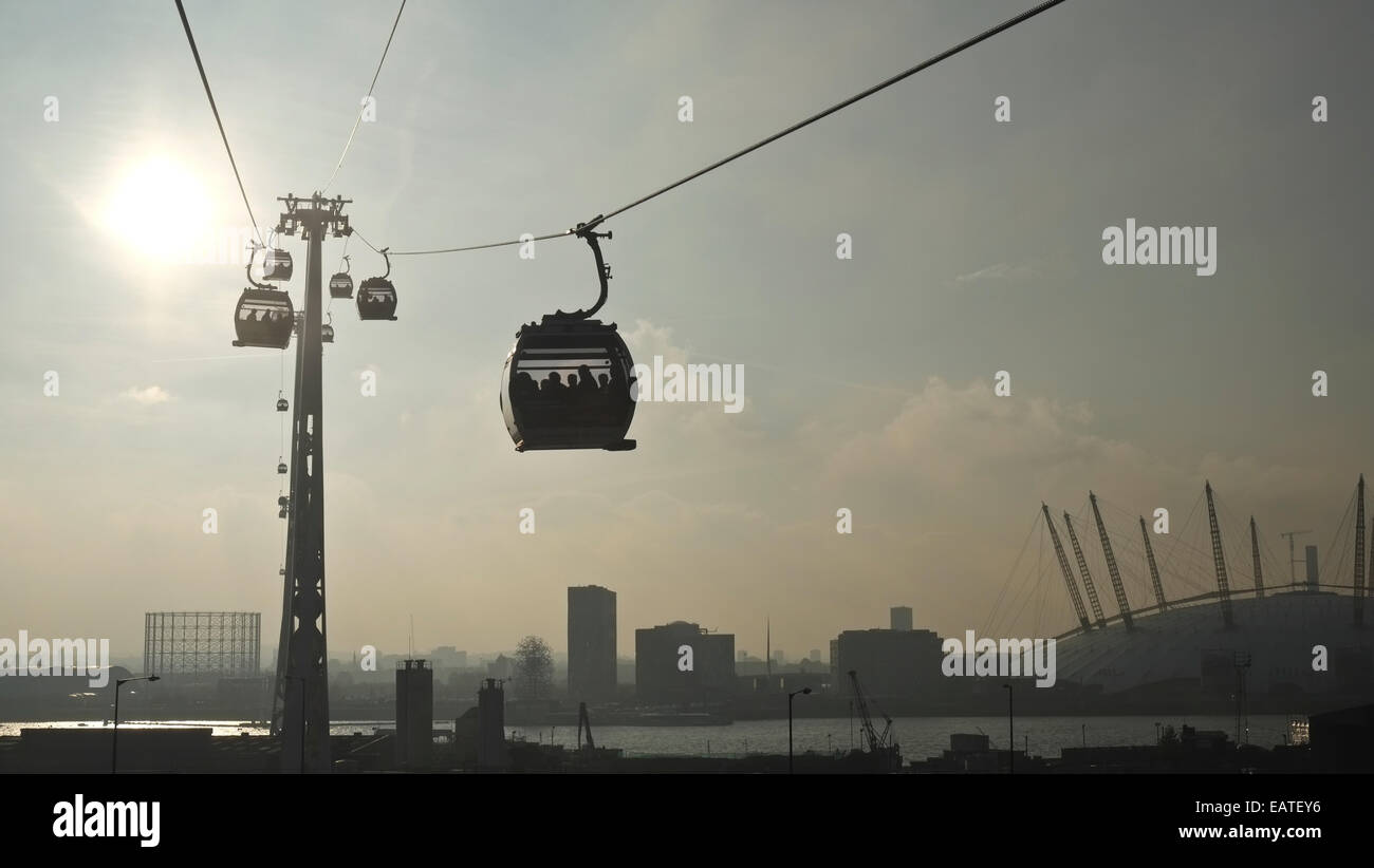 London Cable Car Stock Photo - Alamy
