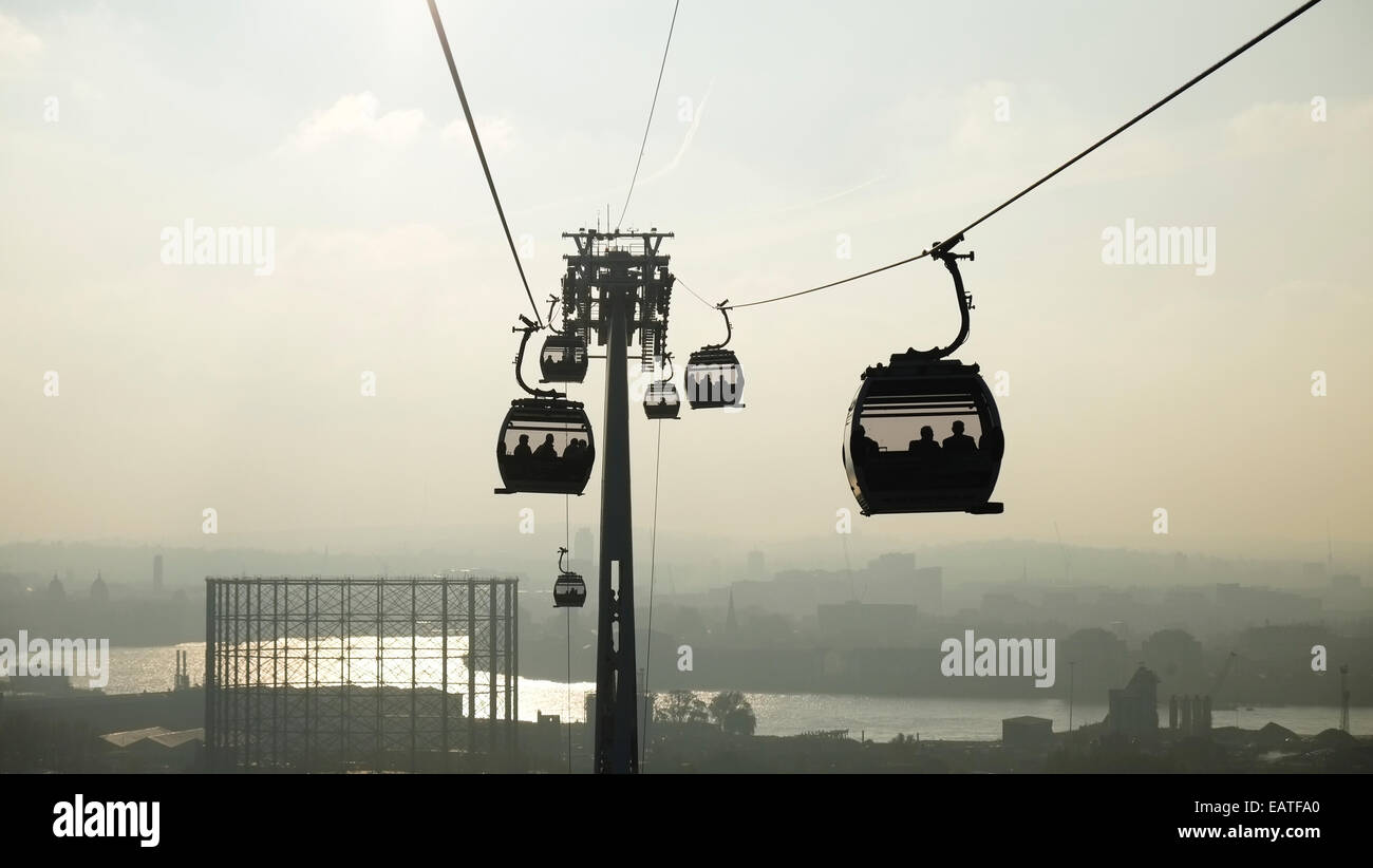 London Cable Car Stock Photo - Alamy