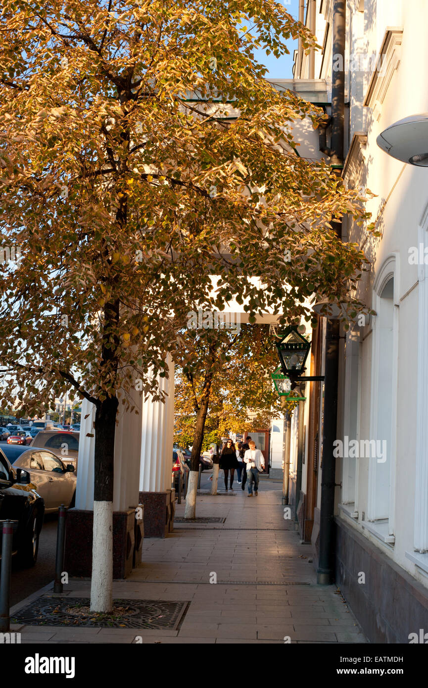 Street life moscow hi-res stock photography and images - Alamy