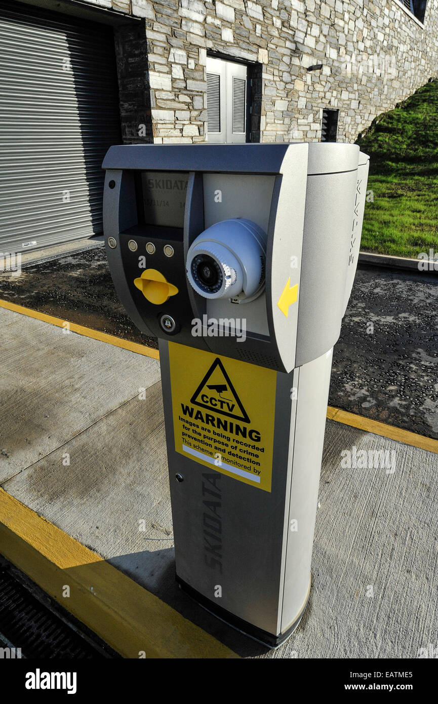 Parking ticket machine dispenser hi-res stock photography and images ...