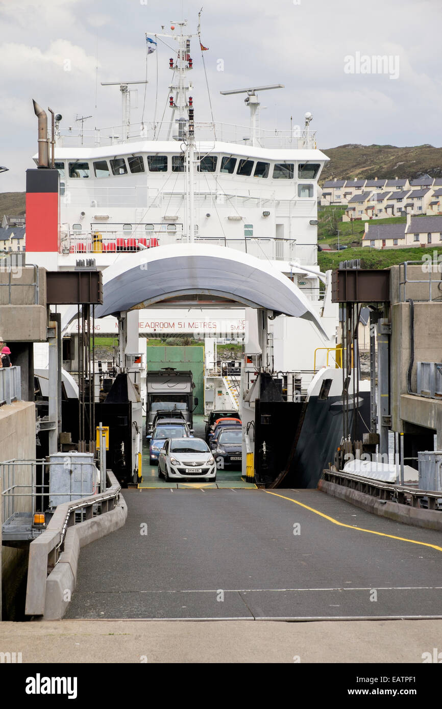 Scottish island ferry hi-res stock photography and images - Alamy