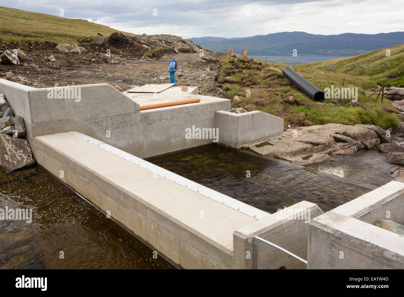 Hydro dam construction hi-res stock photography and images - Alamy