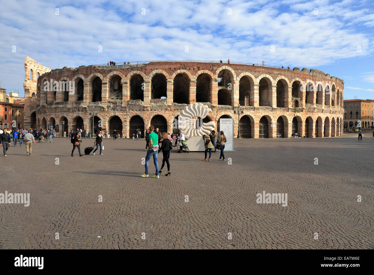 Amphitheater walls hi-res stock photography and images - Alamy