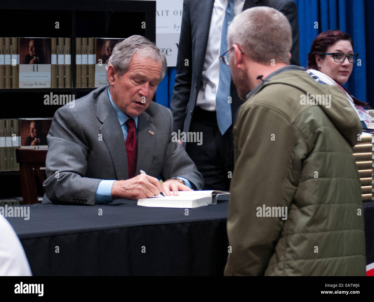George bush with father hi-res stock photography and images - Alamy