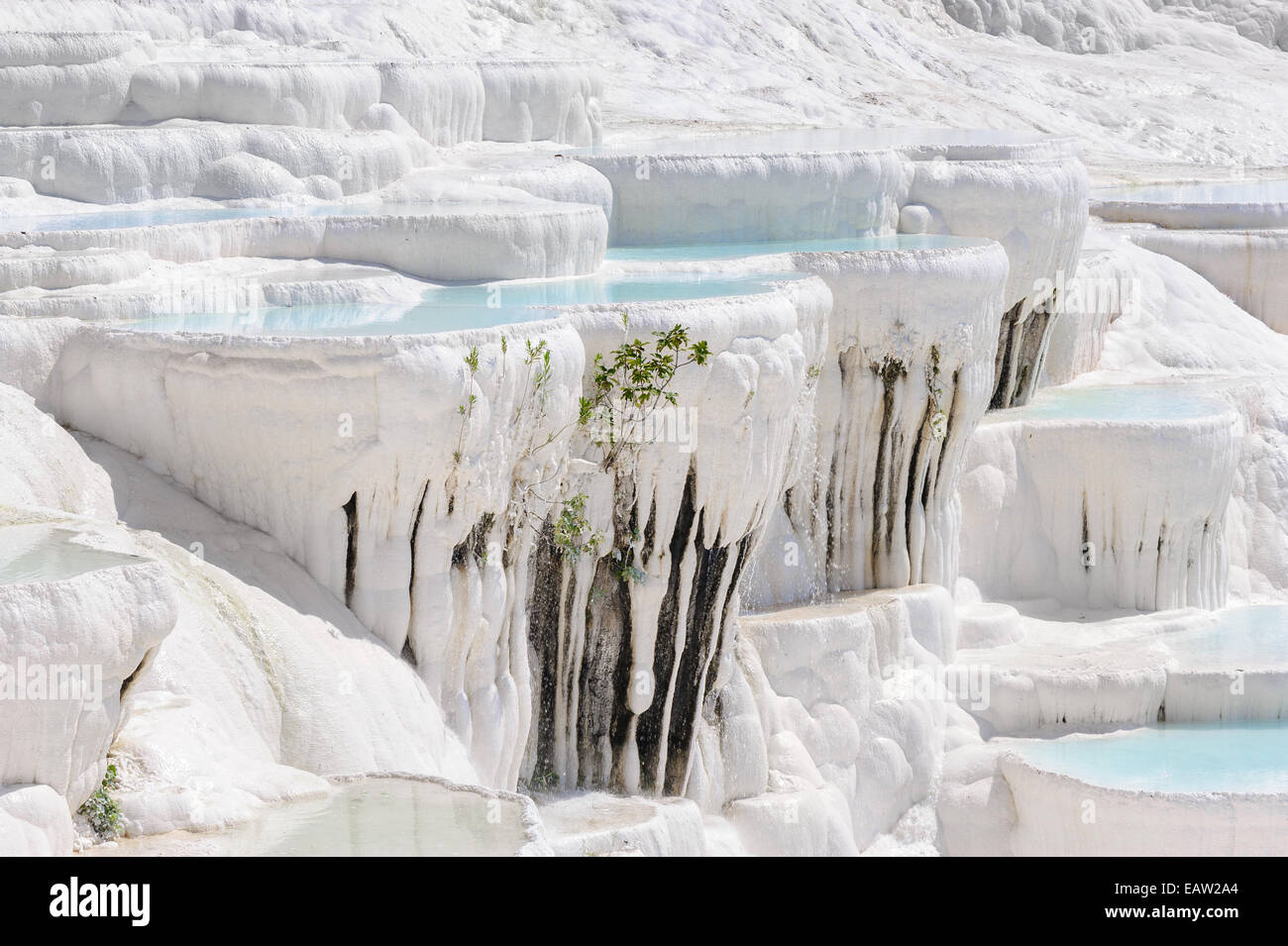 Travertine pools and terraces in Pamukkale, Turkey Stock Photo - Alamy