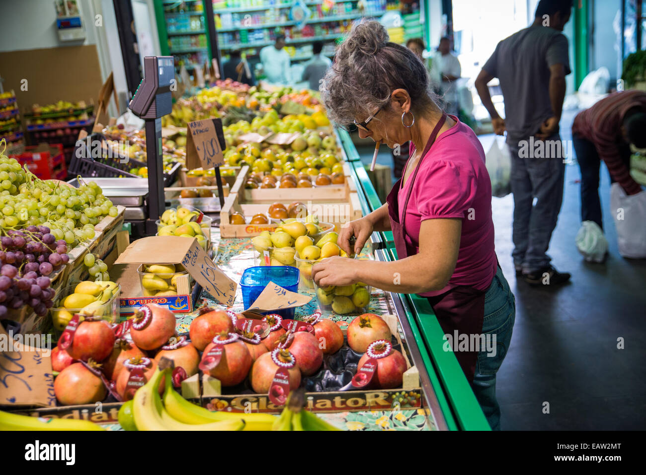 Europe, Italy, Rome, piazza vittorio, food market Stock Photo - Alamy