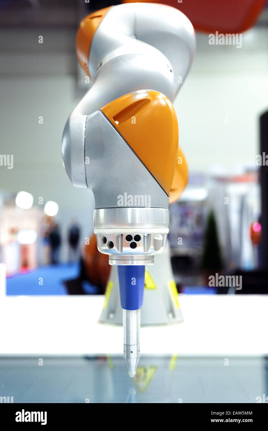 Industrial robot arm Stock Photo - Alamy