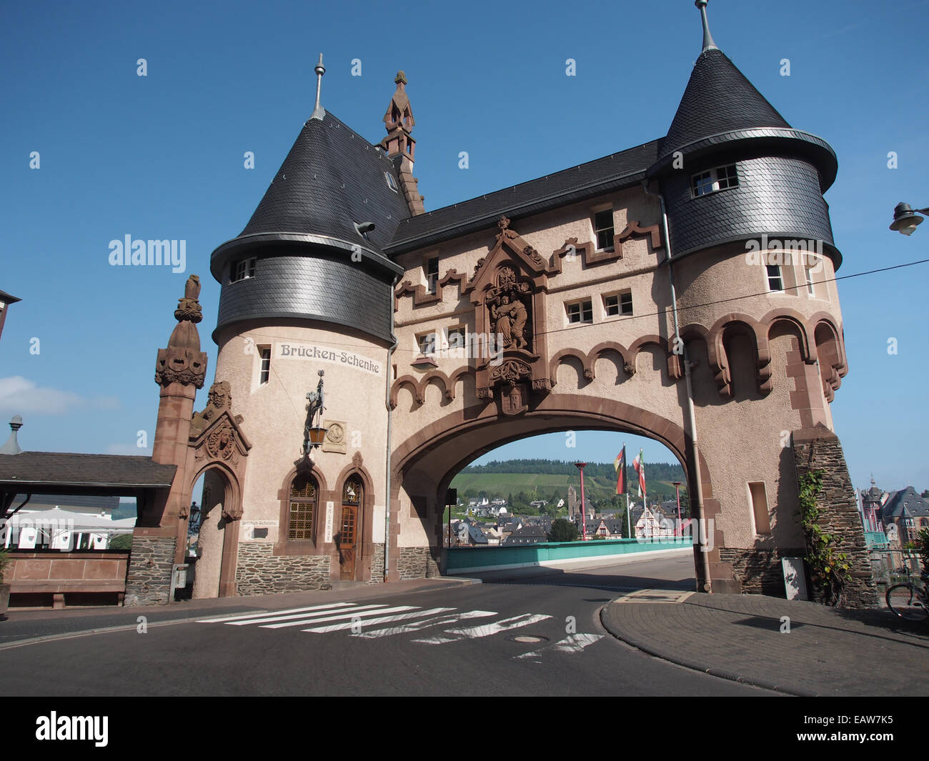 Schenke hi-res stock photography and images - Alamy