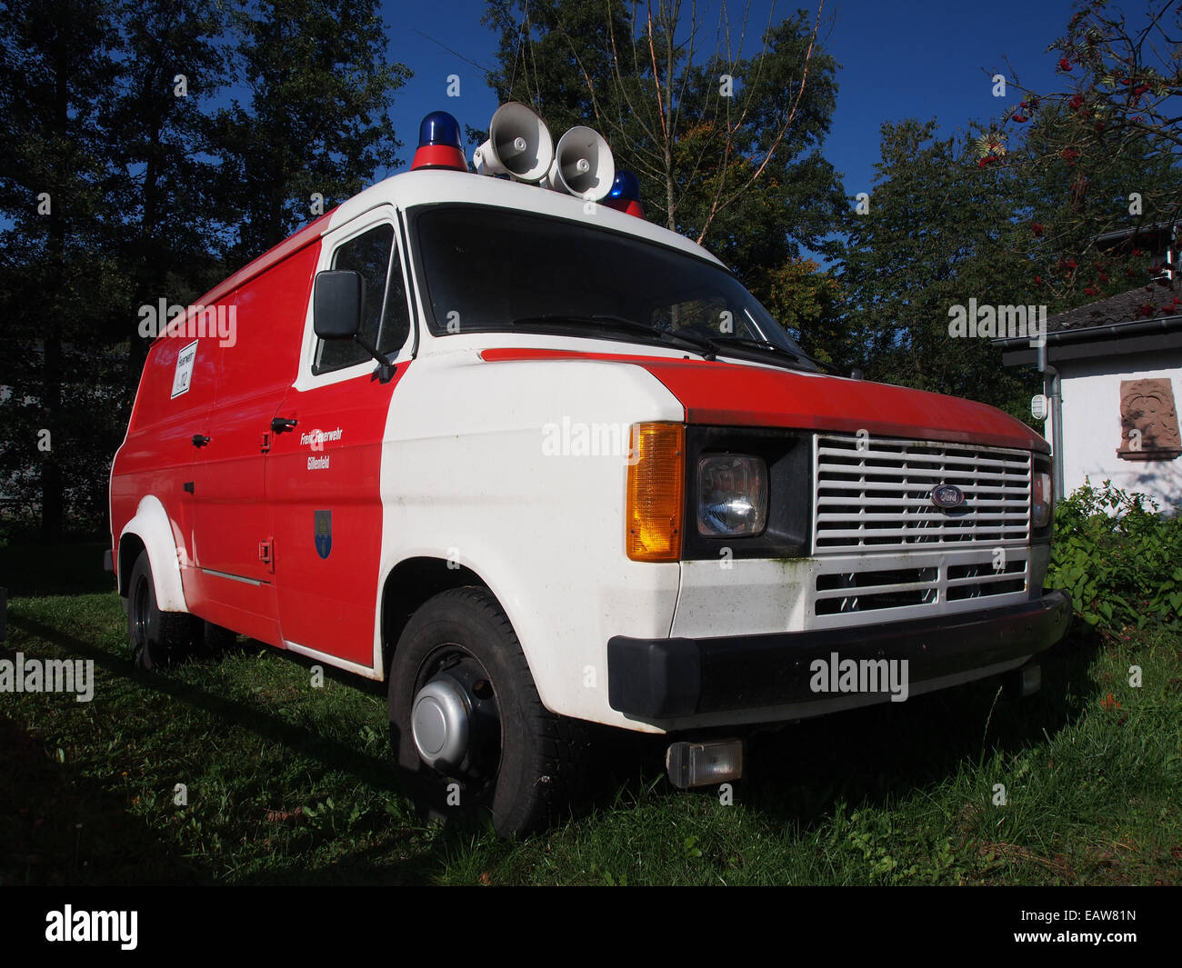 The Ford Transit SW 1000, a fire engine equipped with 1000 meters of B ...
