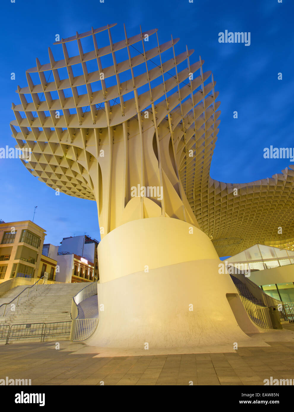 Seville modern structure hi-res stock photography and images - Alamy