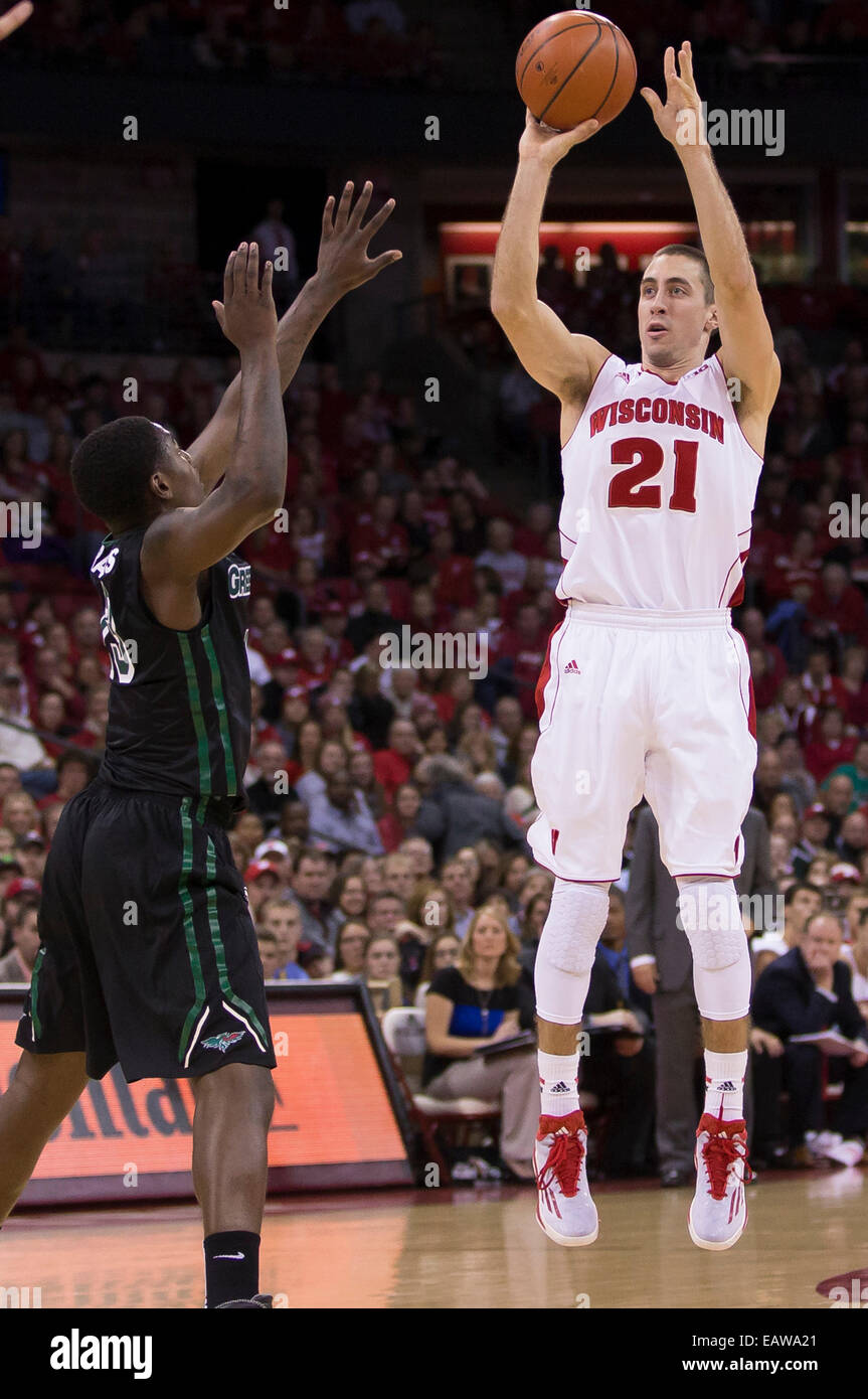 November 19, 2014: Wisconsin Badgers guard Josh Gasser #21 shoots a 3pt ...