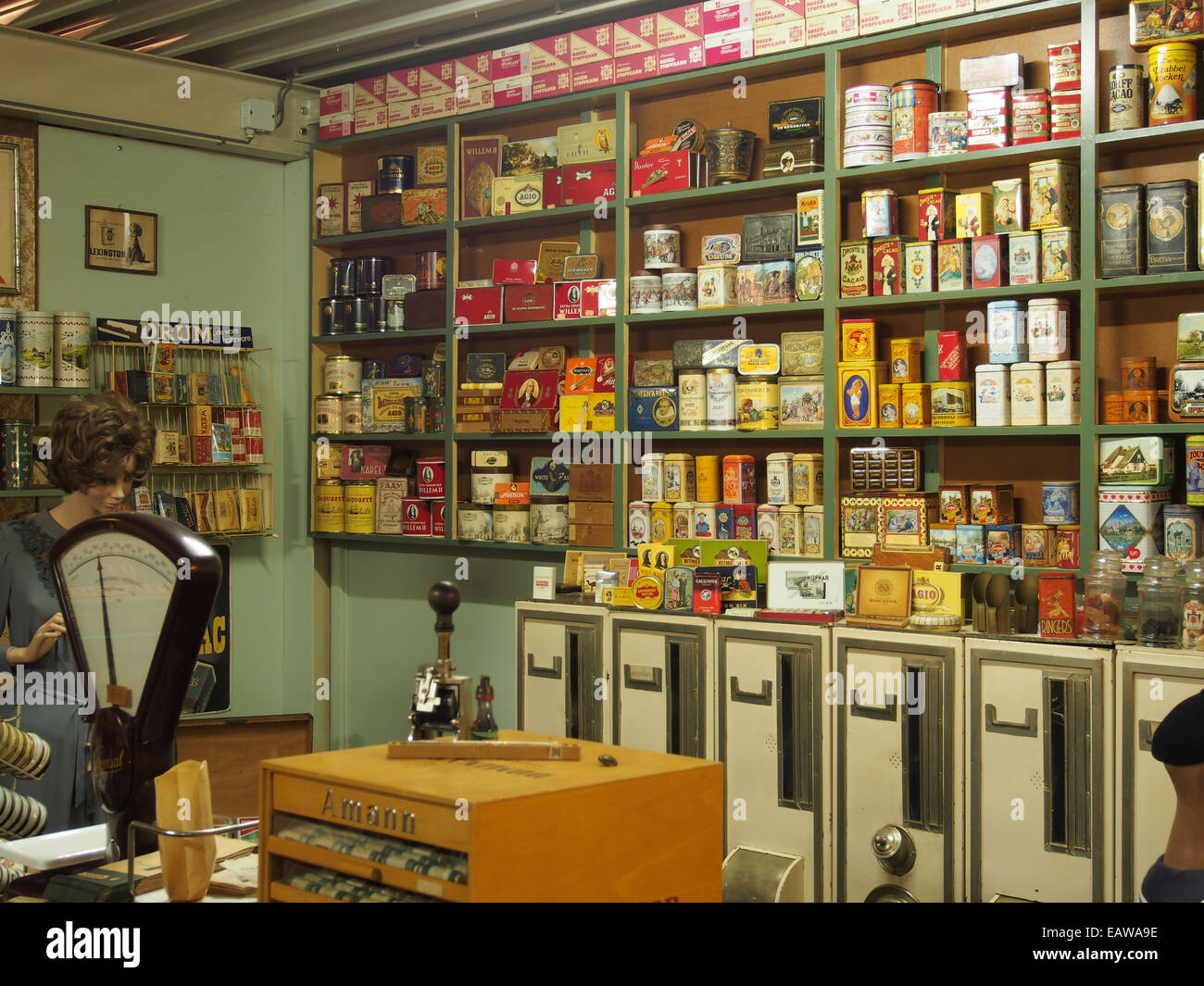 The photo captures the interior of an old grocery store (Oude ...