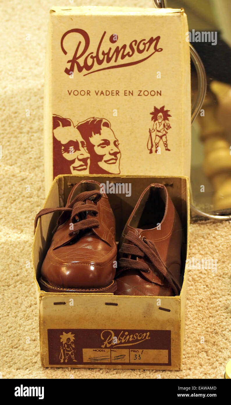 Robinson shoes is a footwear brand offering a range of shoes known for ...