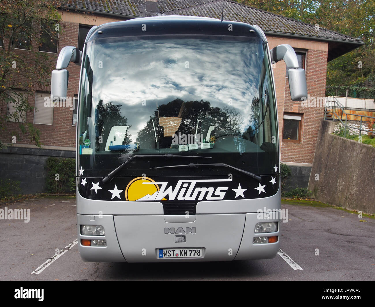 A MAN coach operated by Wilms-bus-touristik in Saarburg, a town in ...