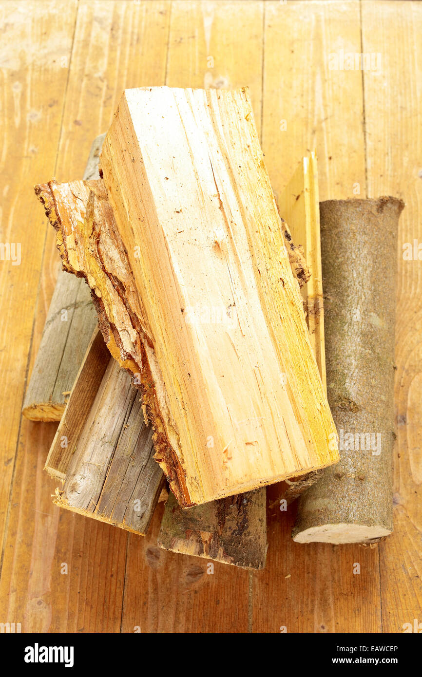 Fire wood stack hi-res stock photography and images - Alamy