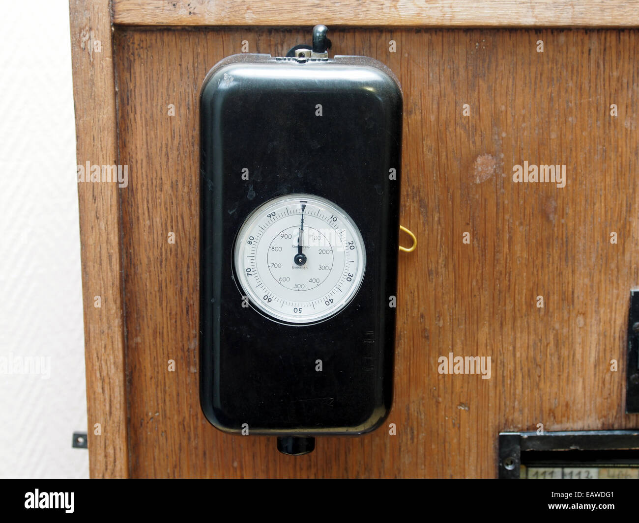 This image features a Siemens telephone switch, an essential piece of ...