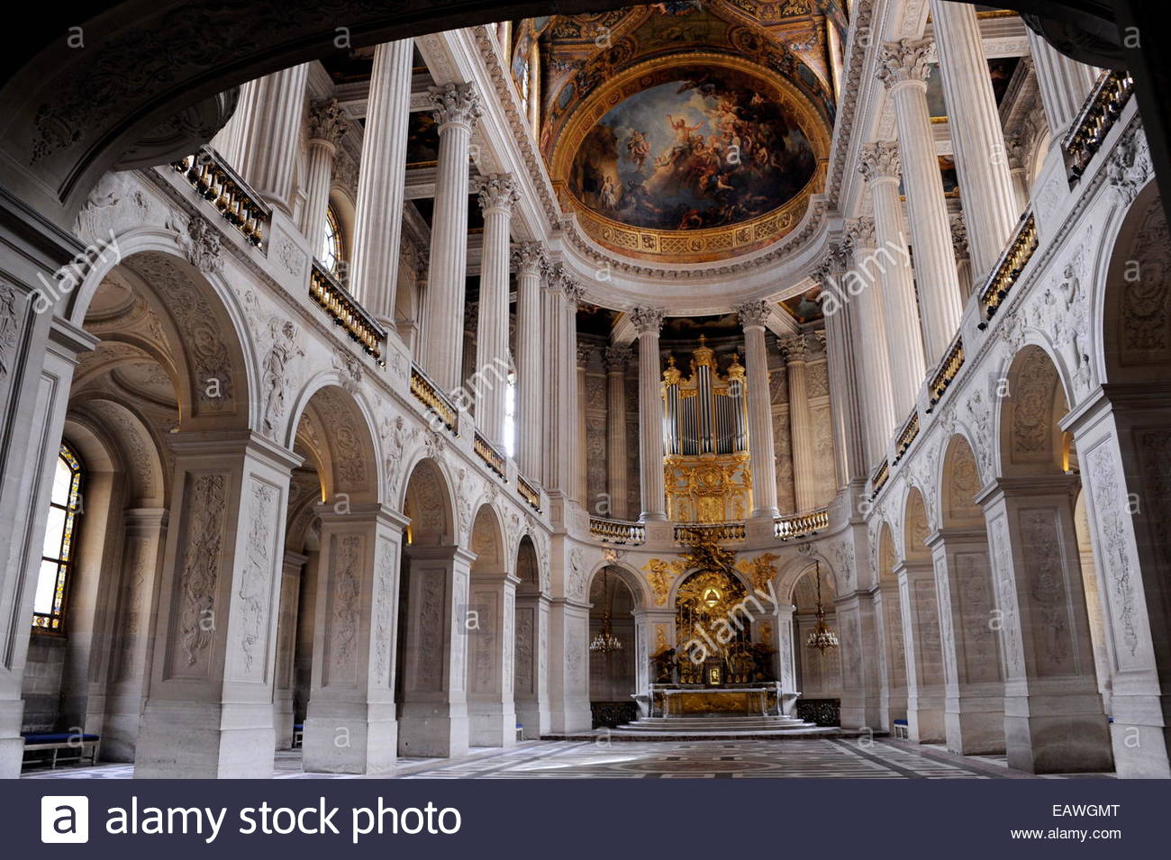 Church Pillars Stock Photos & Church Pillars Stock Images - Alamy