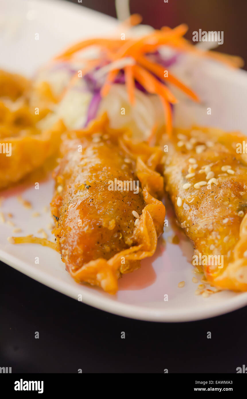 Chinese fried dumplings hi-res stock photography and images - Alamy