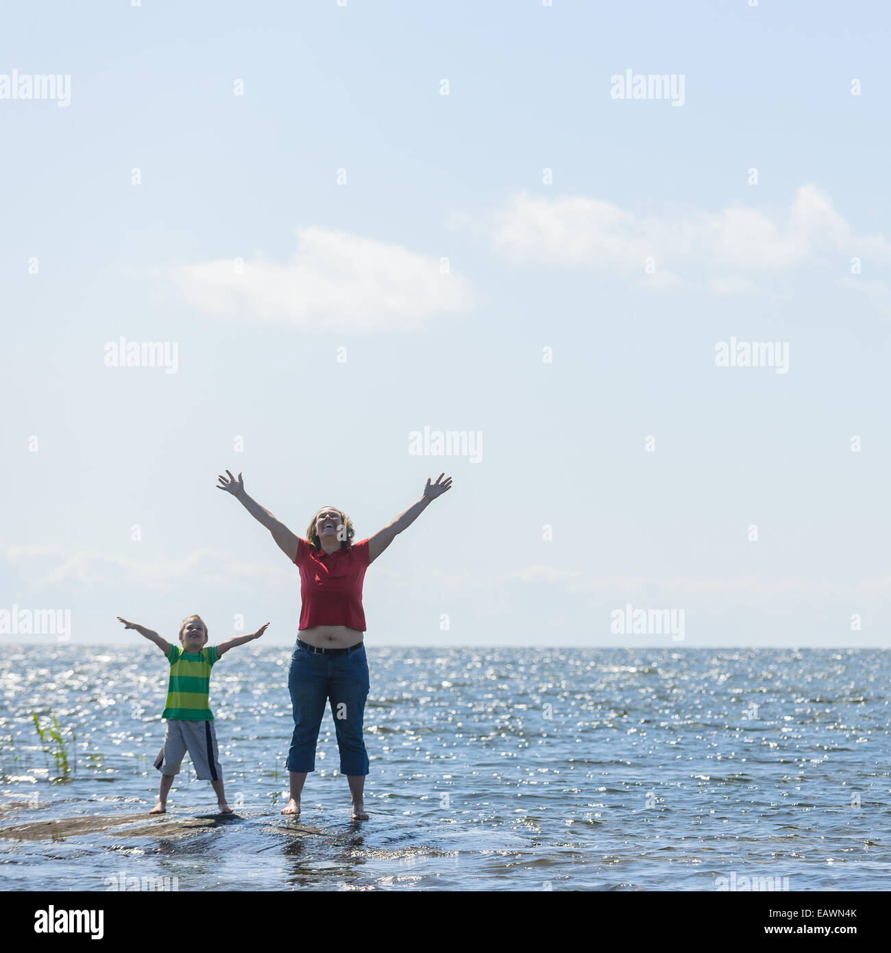 Moms arms only hi-res stock photography and images - Alamy