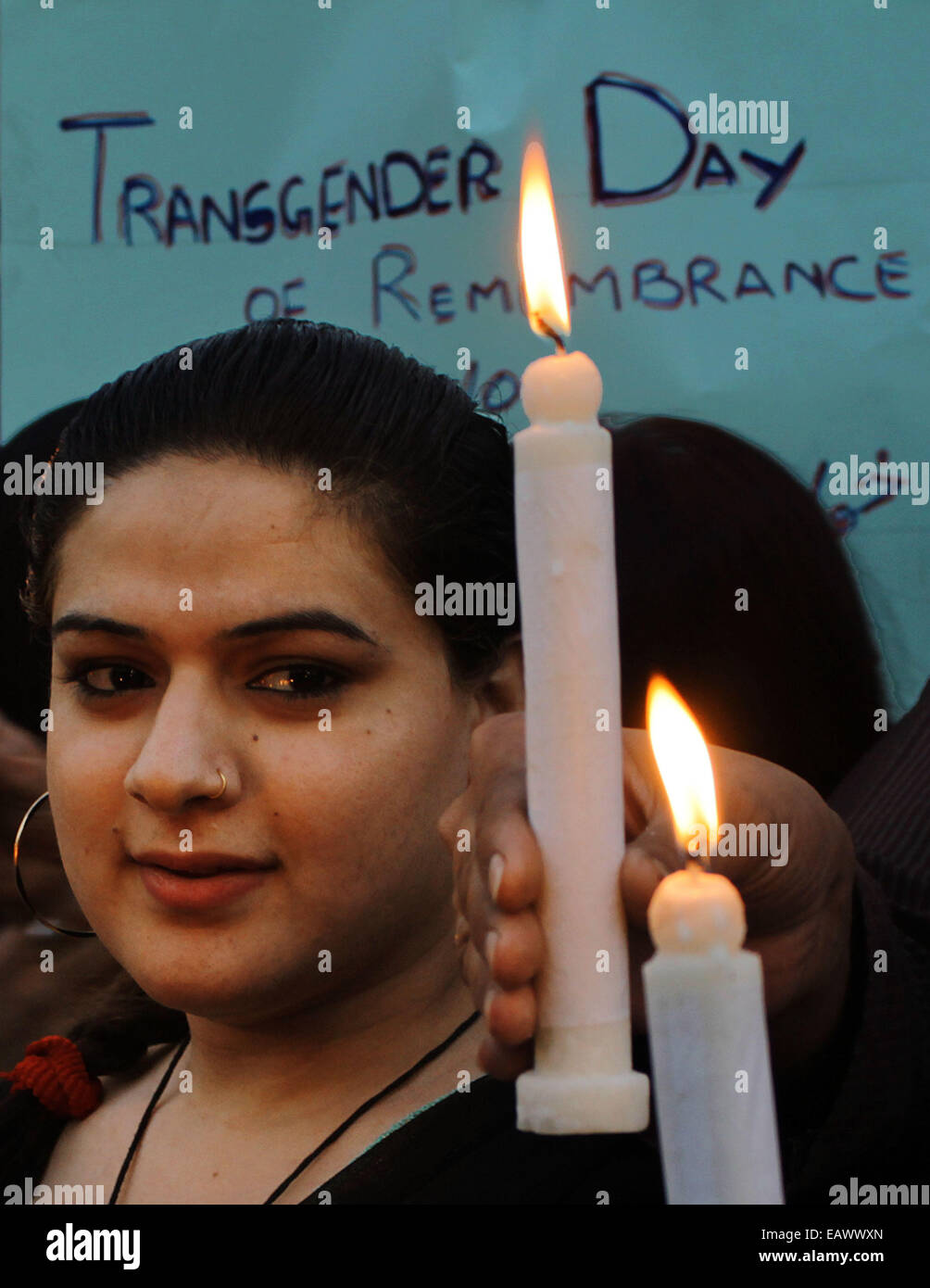 Pakistani Eunuchs hold candligthing ceremony in memory of transphobia ...